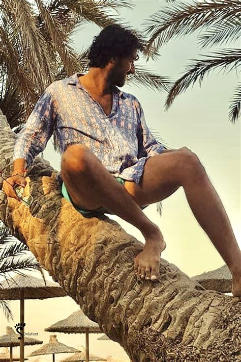Michele Rosiellos Feet