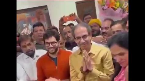 श्रीउद्धव ठाकरे साहेब यांना वाढदिवसाच्या शुभेच्छा देताना