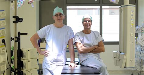 Bem Estar Cirurgia inovadora transplanta rim com uso de robô e através da vagina