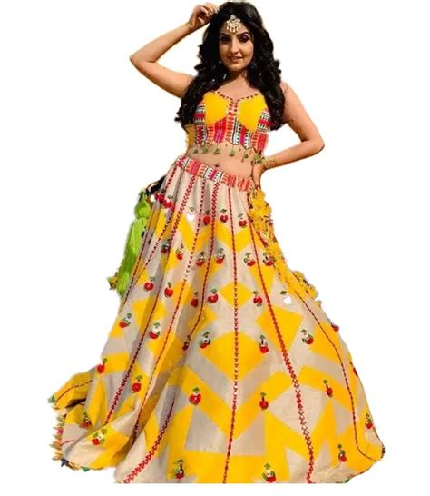 20 Best Haldi Outfits For Brides For Haldi Ceremony That Grateful Soul