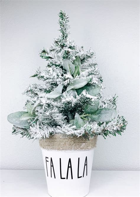 Top 10 Dollar Tree Christmas Projects Re Fabbed