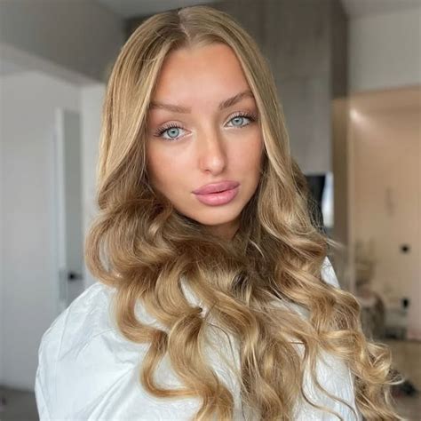 Kathleen Minsk Smm Content Creator Kathleenli • Threads Say More