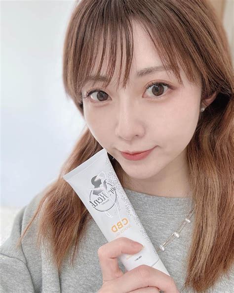 折原みかさんのインスタグラム写真 折原みかinstagram「めちゃいいアイテムを見つけてしまった♫ オーガニックcbd配合のスポーツ