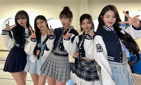 아이브가 우리 학교 과잠을 입을 줄은 대학가 들썩 여기잇슈