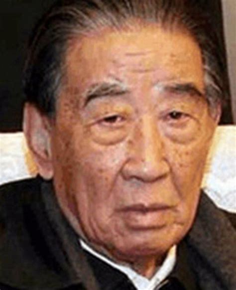他是8341部隊第一任政委，擔任了18年中辦副主任，71歲晉升上將 每日頭條