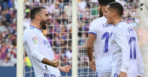 ريال مدريد يحسم الكلاسيكو بهدفين في شباك برشلونة ويتصدر الليغا
