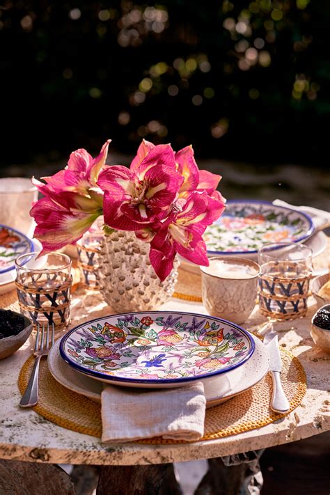 9 Designer Approved Spring Table Decor Ideas Architectural Digest