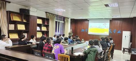 Web应用创新专业团队开展java小游戏设计与实现交流会 数学与计算机学院（大数据学院）