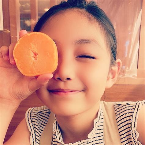 昨日は11 11ポッキーじゃなく大好きな🍊投稿 （小2の時の凛）