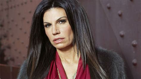 Brazzers Makes Porn Offer To Chicago Mob Wife Avn