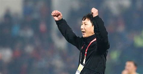 이번엔 김상식 매직이다 베트남 라이벌 태국 꺾고 동남아 월드컵 미쓰비시컵 우승
