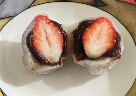 홍만당 가로수길점 생딸기가 통째로 들어간 특별한 딸기디저트 딸기 찹쌀떡 과일모찌 네이버 블로그