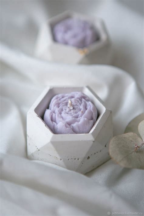 Свеча в форме цветка в подсвечнике в интернет магазине на Ярмарке