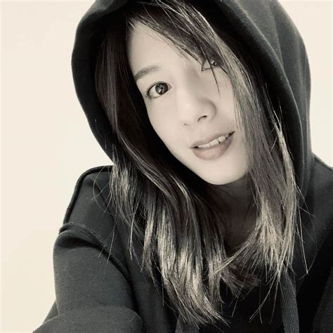 桜庭ななみさんのインスタグラム写真 桜庭ななみinstagram 「休日。﻿ ﻿ ﻿ また明日から﻿ 頑張りましょう」5月16日