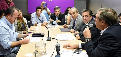 Mendoza Trabajadores Estatales Rechazan Propuesta Salarial Del Gobierno