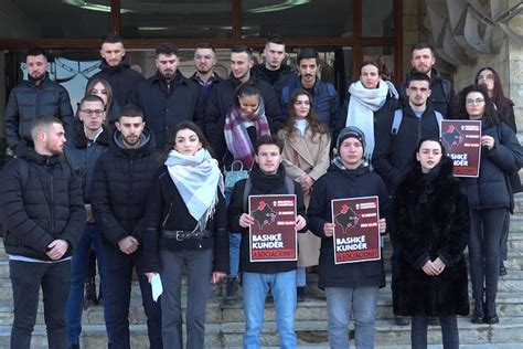 Studentët e Prishtinës protestë kundër marrëveshjes së Asociacionit Gazeta Express
