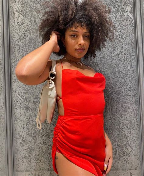 Travestis Brasileiras Travestisbrasileiras • Instagram Photos And Videos