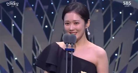 Sbs연기대상 프로듀서상 장나라  유머 움짤 이슈 에펨코리아
