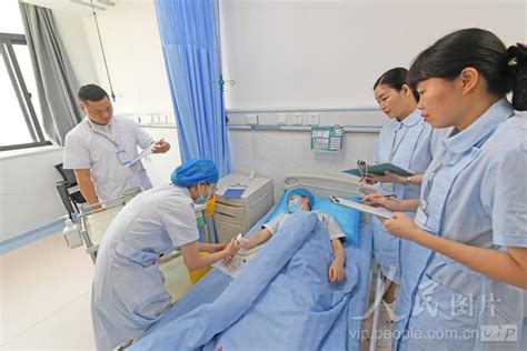 福建泉港：医疗技能比武 守护群众健康 人民图片网