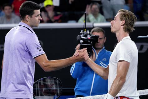 Internationaux Daustralie Félix Auger Aliassime Passe Au Quatrième
