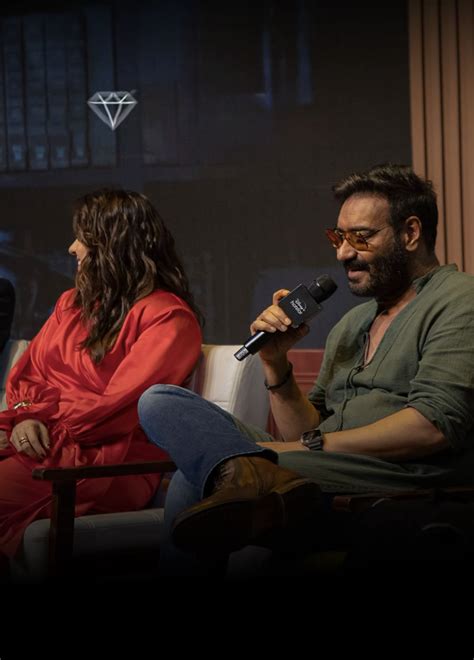 Ajay Devgn Praises Wife Kajol For Being Nice To Strangers Netizen Says