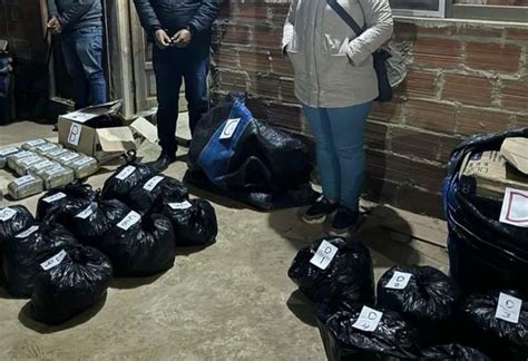 Aprehenden a tres personas con droga y descubren que también traficaban