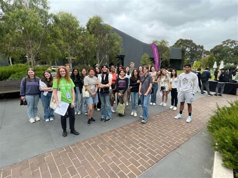 Program Spotlight Peer Mentoring Program Spotlight Peer Mentoring