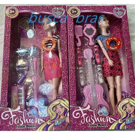 Boneca E Briquedo De Musical 30 Cm Vestidos E Acessórios Musical