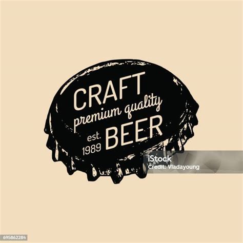 크 래 프 트 맥주 병 뚜껑 배지입니다 오래 된 양조장 아이콘입니다 라 거 레트로 로그인 하십시오입니다 손 일 그림을 스케치