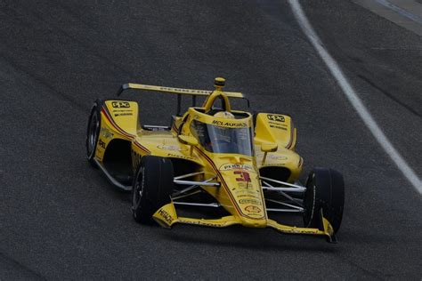 Mclaughlins 234220mph Pole Secures Historic Penske Sweep At Indy 500