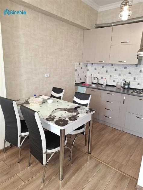 ქირავდება დღიურად 3 ოთახიანი ბინა თბილისი გლდანის მასივი ვეკუას 17ა