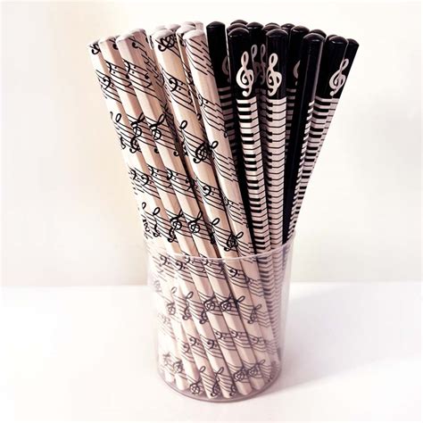 پیکولو استودیو باکس 68 عددی مداد مدل کلید سل و فا و پیانو