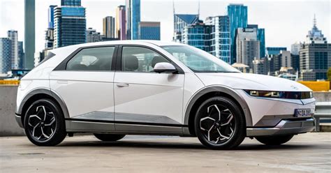 2024 Hyundai Ioniq 5 Standard Range Rwd Review
