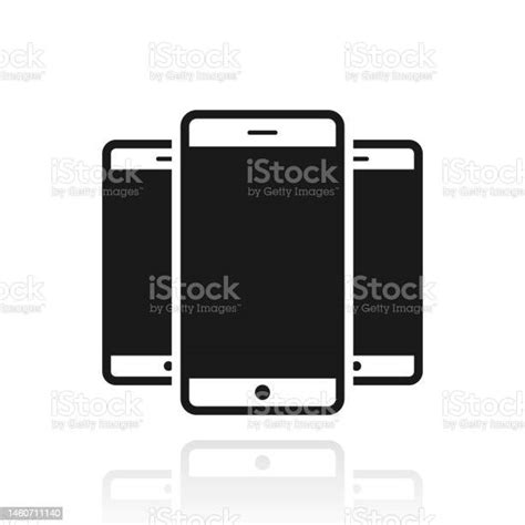 스마트 폰 세트입니다 흰색 배경에 반사된 아이콘 3가지 개체에 대한 스톡 벡터 아트 및 기타 이미지 3가지 개체 개념