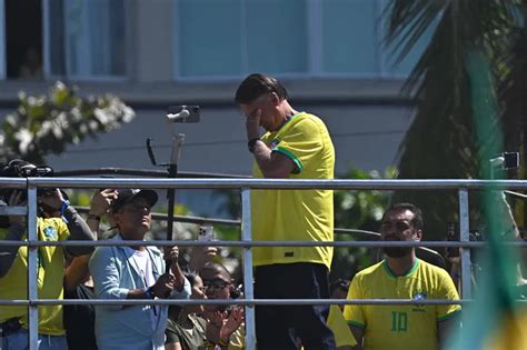 Bolsonaro é Indiciado Pela Polícia Federal No Caso Das Joias Sauditas