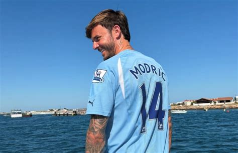 Tottenham Star Shows His Love For Luka Modric With Retro Kit Photo On Holiday Spurs Web