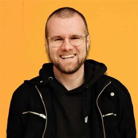 Patrick Schulze Patsch1 • Threads Say More