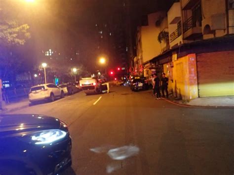 酒駕害人害己！ 女子酒後開車擦撞前車翻車送醫