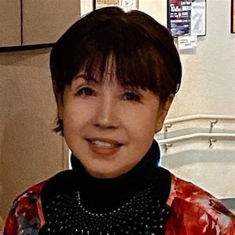 Roco Roco11s • Threads Say More