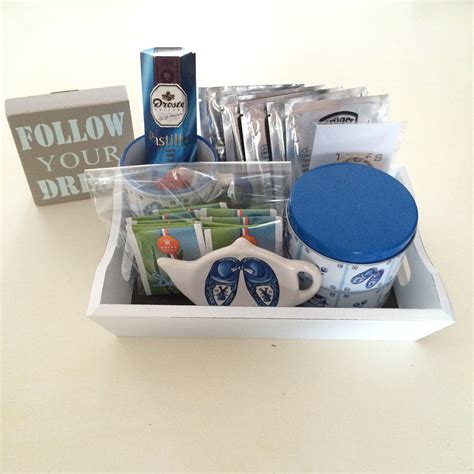 Kapedo Kado Papier Uw Kado Feestlijk Verpakt Examining The