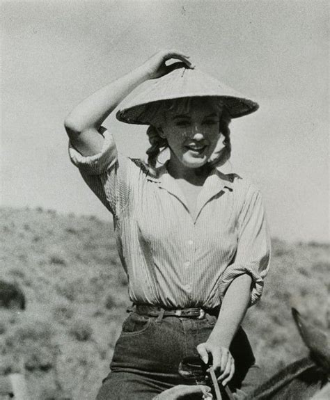 Marilyn Monroe Scrolller