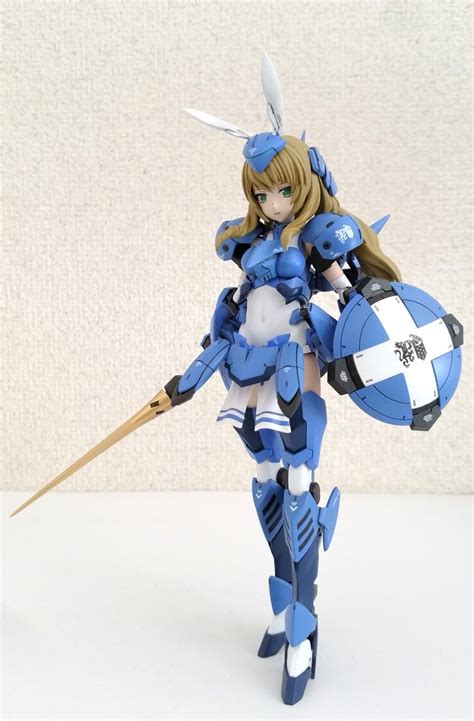 Kf On Twitter ふと思い立って本日秋葉原のボークスさんに「msガール ジークルーネ」を展示させてもらって来ました。 ぜひご覧