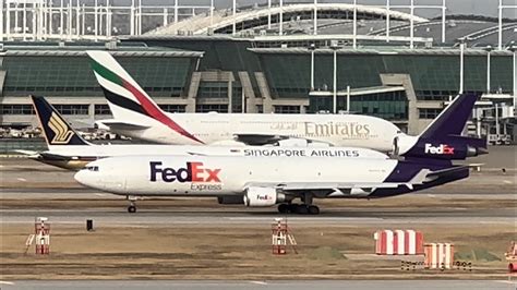 인천국제공항 거대한 비행기 이륙 착륙 Youtube