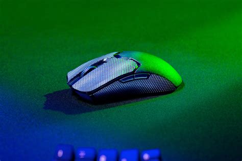 Razer Viper V Pro Gaming Mouse Has Focus Pro K Optical Sensor