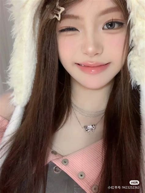 Makeup Inspo Makeup Inspiration Korean Bangs Hairstyle Doll Eye Makeup Cute Makeup Looks