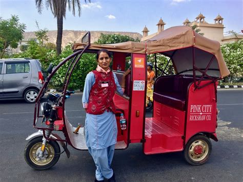The First Women Rickshaw Drivers Of The Pink City Milaap