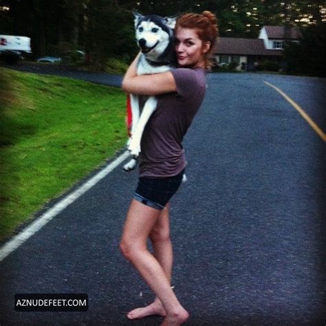 Elyse Dufour Feet Aznudefeet