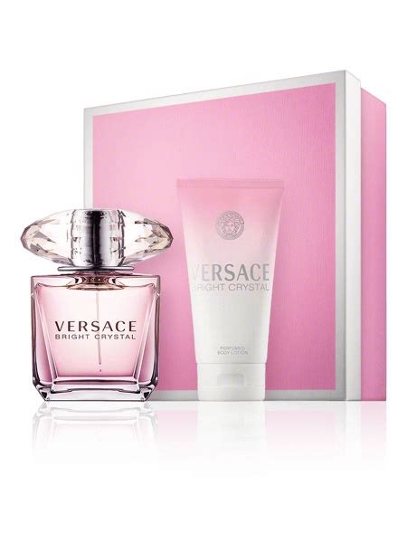 Набор парфюмерный Versace Bright Crystal - купить с доставкой по ...