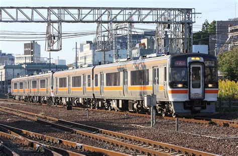 山川を走り抜ける三重県紀勢本線の特急ワイドビュー南紀 電車のページ 溝上慎一ホームページ Shinichi Mizokami