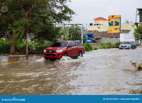República Dominicana De Punta Cana 20220919 Bavaro Consecuencias Del